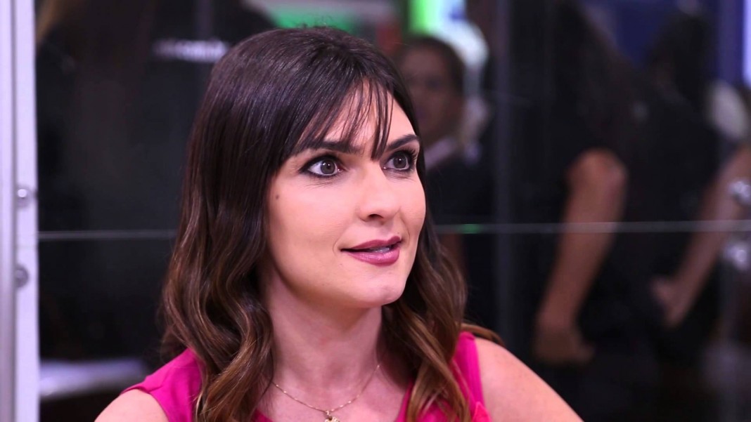 CONARH 2015: Entrevista com Ana Paula Puga, autora do livro "Criando ...